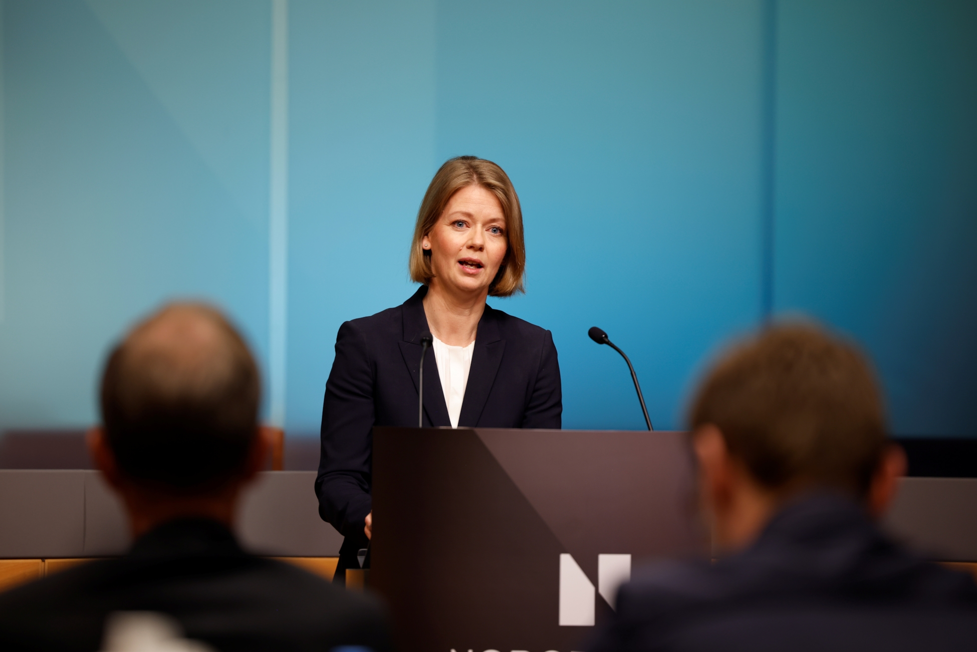 Holder renten uendret